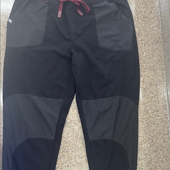 Figs | Pants | Figs Black And Gray Joggers With Modern Colorblock ...